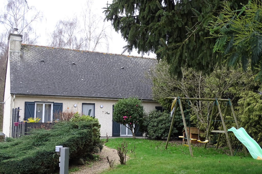 Cabinet Chateaubriand - Vente d'une maison (173 m²) à HEDE BAZOUGES - 35630 Hede Bazouges